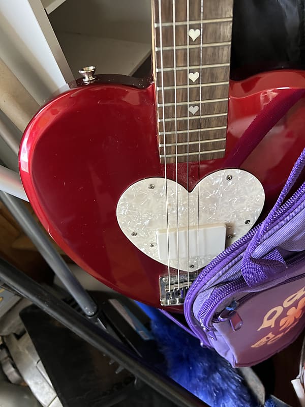 Daisy Rock girl guitar Daisy Red Heart shaped | Reverb