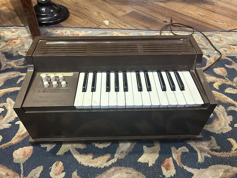 Magnus Model 300 Electric Chord Organ - Brown | Reverb