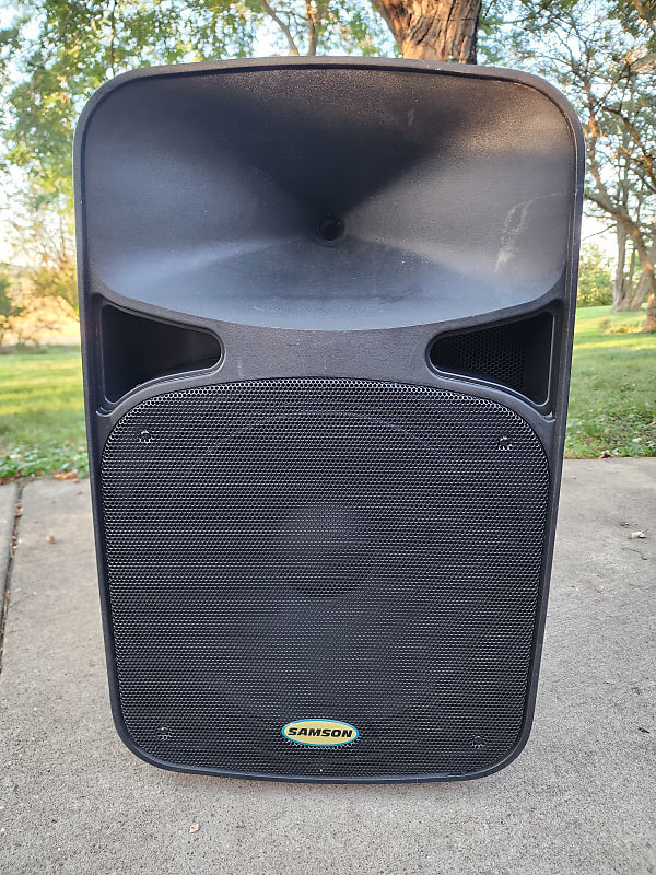 Two Samson Auro D415 2-Way 400w Active 15" Speaker 2010s - | Reverb