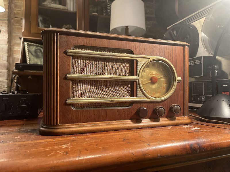 Silvertone Model 6050 Tube Radio (1946) | Reverb