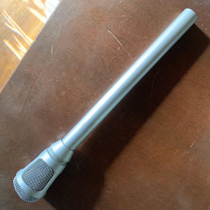 Shure SM 82 SM82 Vintage Unidirectional Microphone | Reverb