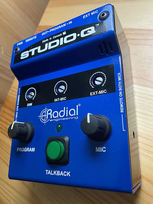 Radial Studio-Q Desktop Talk-Back/Cue System w/ Beacon LED | Reverb