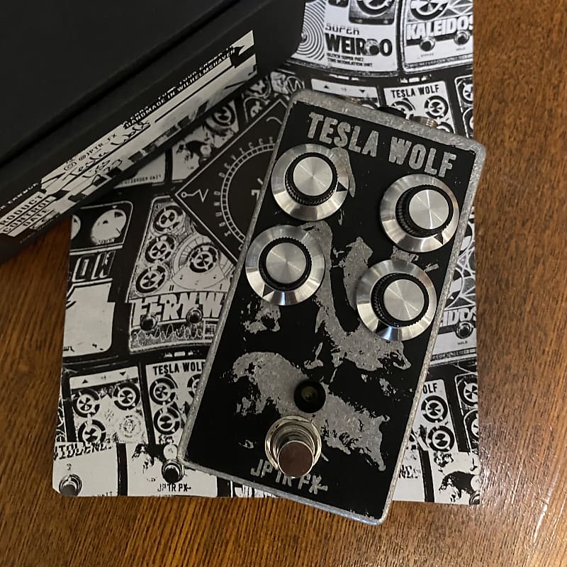 JPTRFX Tesla Wolf V2 Black | Reverb
