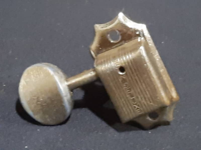 Vintage 1947 to 1952 Kluson/Gibson Deluxe Tuner Treble Side | Reverb