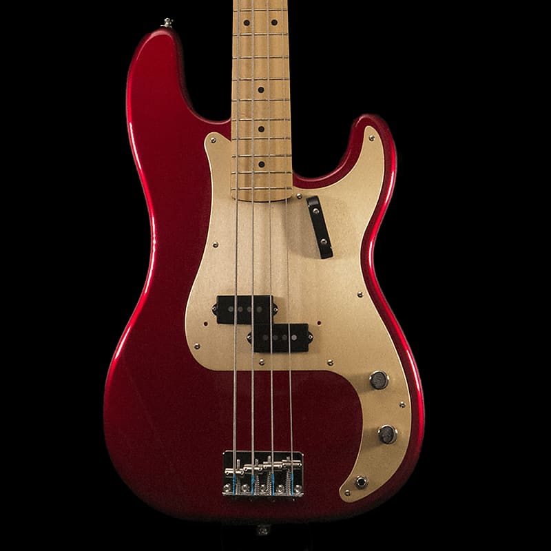 Fender Donald Duck Dunn P Bass 1998 MIJ Guitar in Apple Red, | Reverb