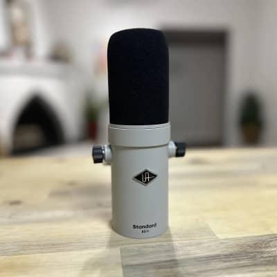 Universal Audio Model D20A Dynamic USA Inglewood Made | Reverb