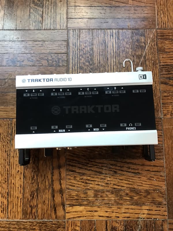 Native Instruments Audio 10 Interface | Reverb