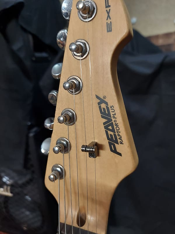 Peavey Raptor plus EXP Black White Pick Guard | Reverb