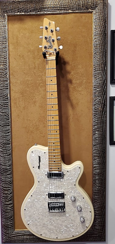 Godin Radiator | Reverb