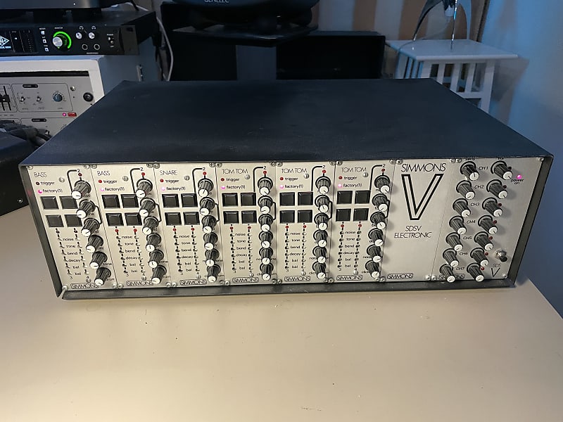 Simmons SDS-V Analog Modular Drum Machine Vintage, super | Reverb