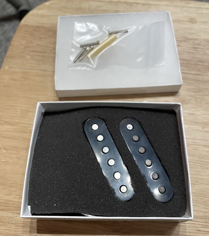 Suhr V70 70s Single Coil Alnico V Guitar Pickups Middle & | Reverb