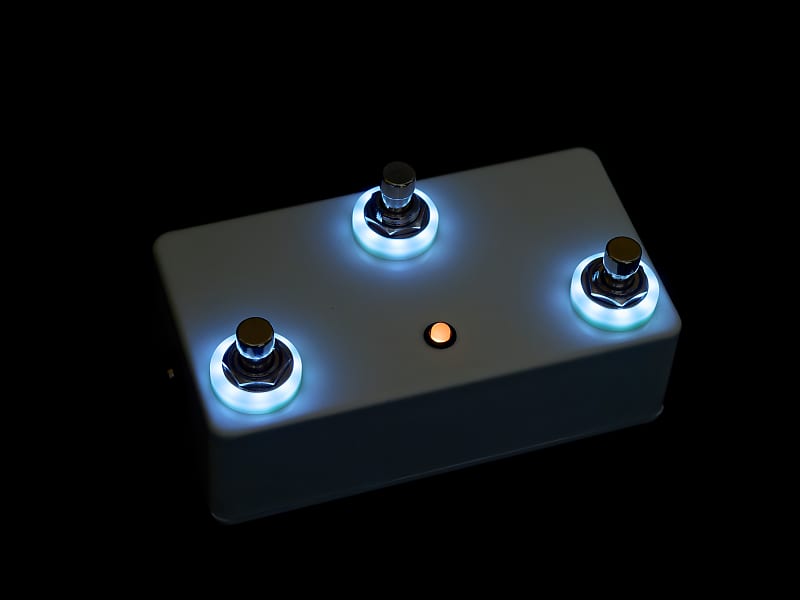 KG Triple I/O 12065 MIDI controller for Line 6 HX Stomp | Reverb