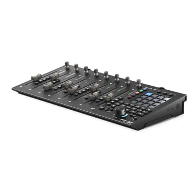 iCon P1-M USB MIDI DAW Controller | Reverb UK