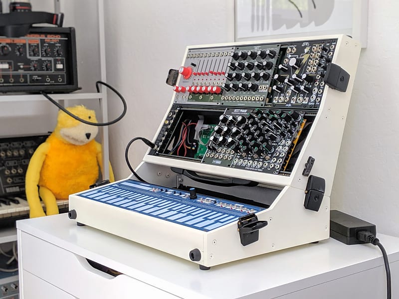 White NONO Modular Lander suitcase (Powered, 84hp / 9U) | Reverb