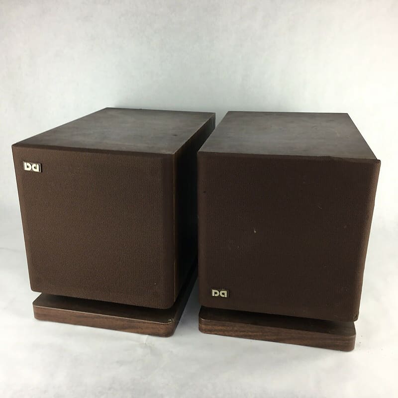 Design Acoustics PS-8a Point Source Series Video Loudspeaker | Reverb