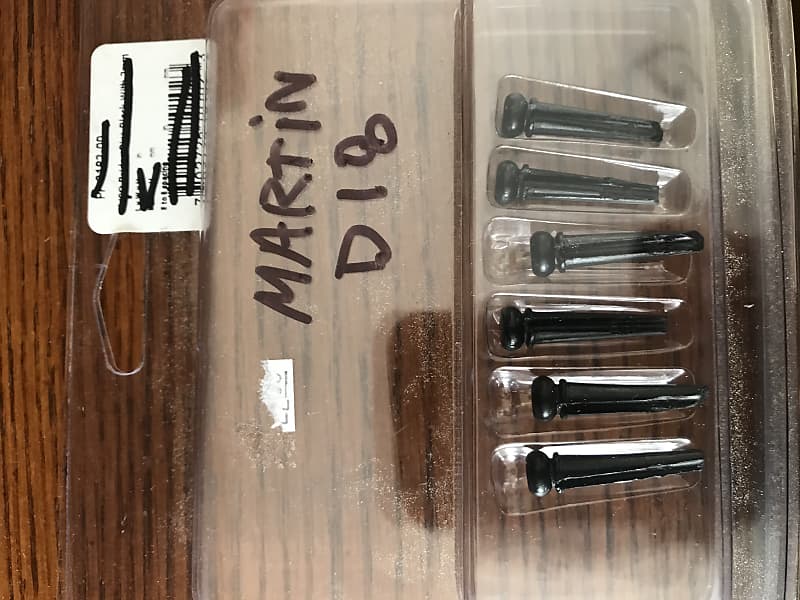 Martin Bridge Pins 2018 Plastic/black | Reverb