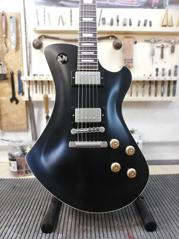 Giungi Guitars L.P. Black Path | Reverb