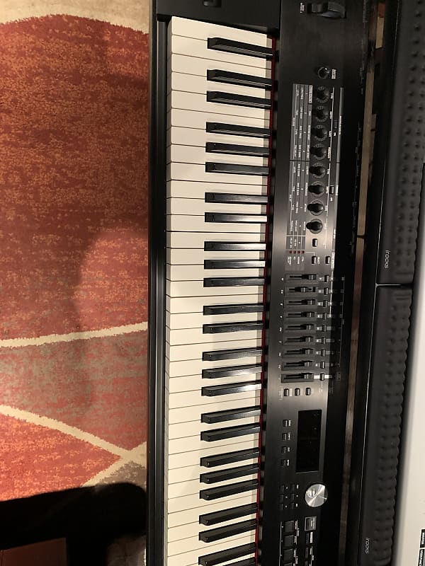 Roland RD 2000 | Reverb