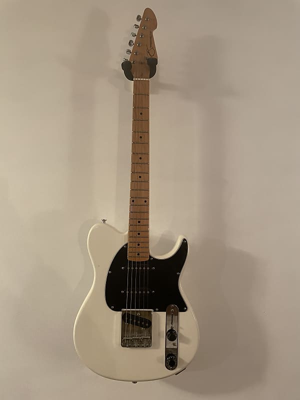 Peavey Generation EXP White | Reverb