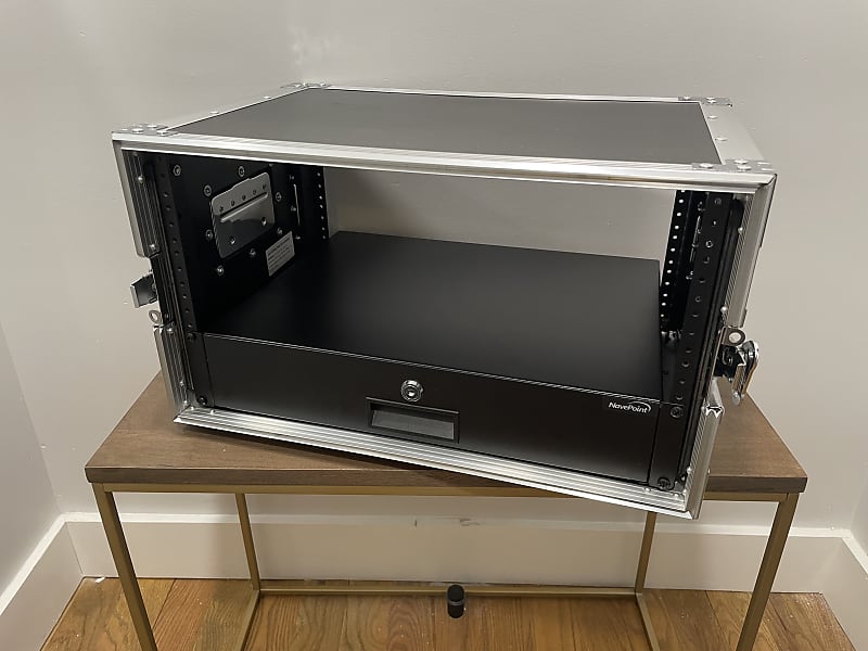 Odyssey Innovative Designs Flight Ready 6 Space Effects Rack | Reverb