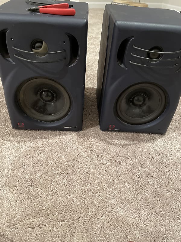 Quested F11 2001 Injection Molded | Reverb