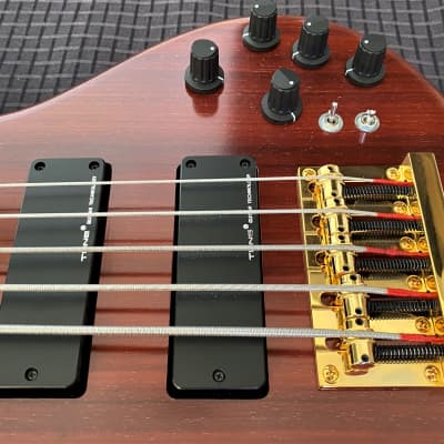 Tune (Gotoh?) 5-string bass bridge 18mm - Gold | Reverb