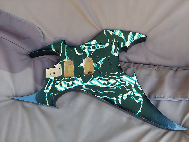 BC Rich Limited Edition Beast Body Art Boris 2003 Flattop | Reverb