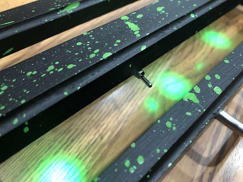 GuitarGuts Mini Pedalboard Black/ Alien Blood | Reverb Canada