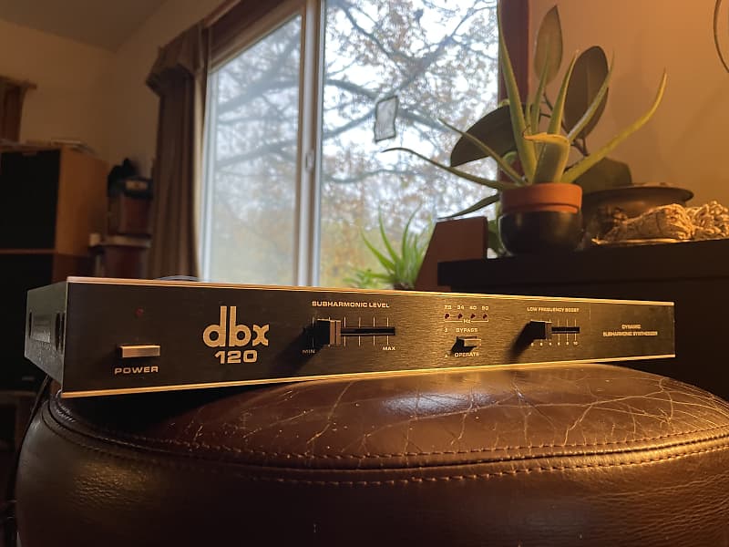 Dbx 120 Subharmonic Synthesizer | Reverb