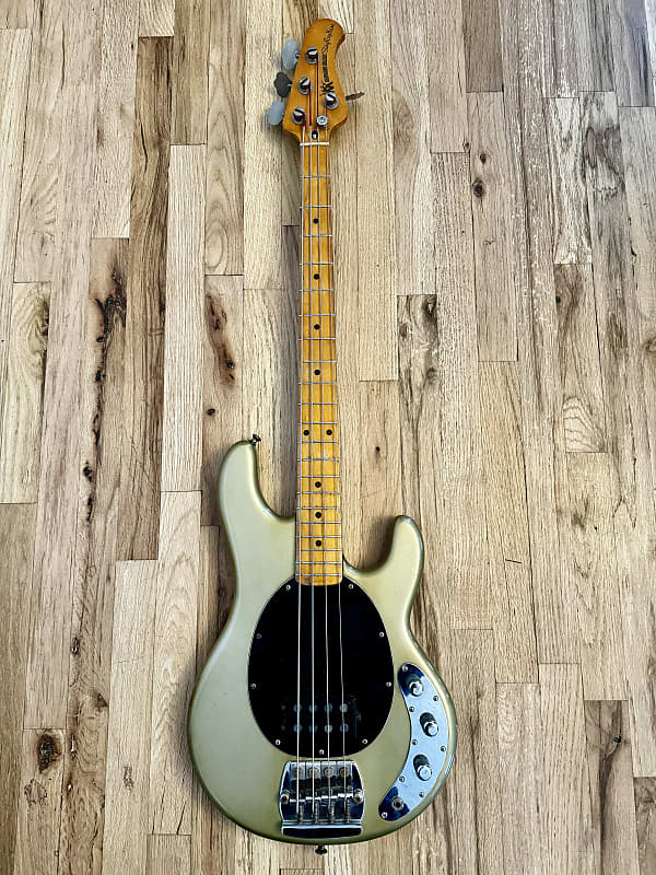 Music Man Stingray 1977 - Inca Silver Metallic | Reverb