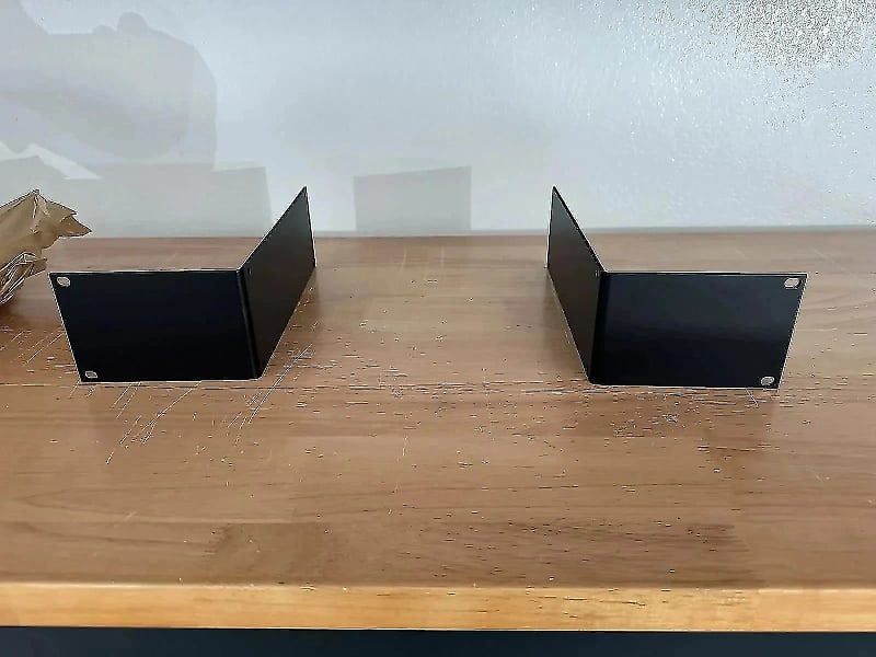 dbx 160 / 161 Rack Ears 2025 - Black | Reverb