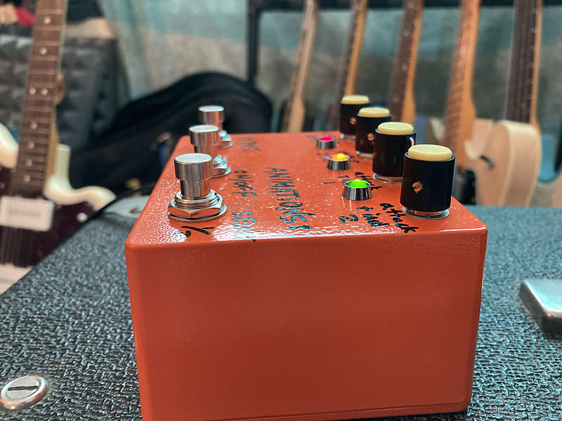 ANIMATIONS: Analog Synth Fuzz (see video demo!) Volume Swell | Reverb