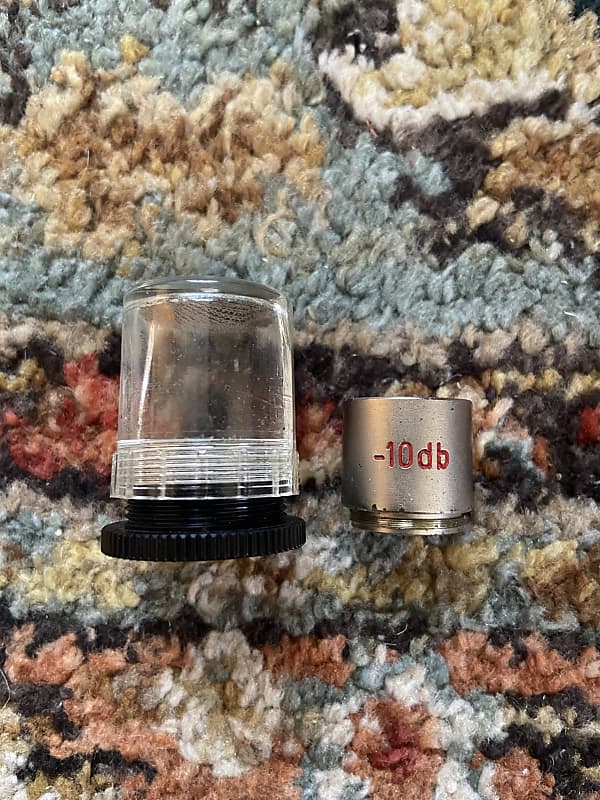 AKG -10 dB pad | Reverb