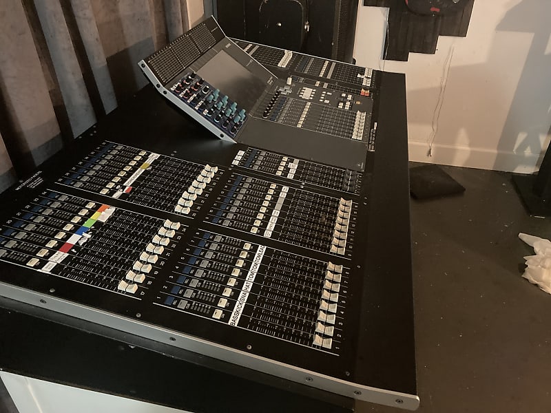Yamaha M7CL-48 v3 48 Channel Mixer | Reverb