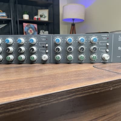 Symetrix SE-400 Parametric Analog Equalizer | Reverb