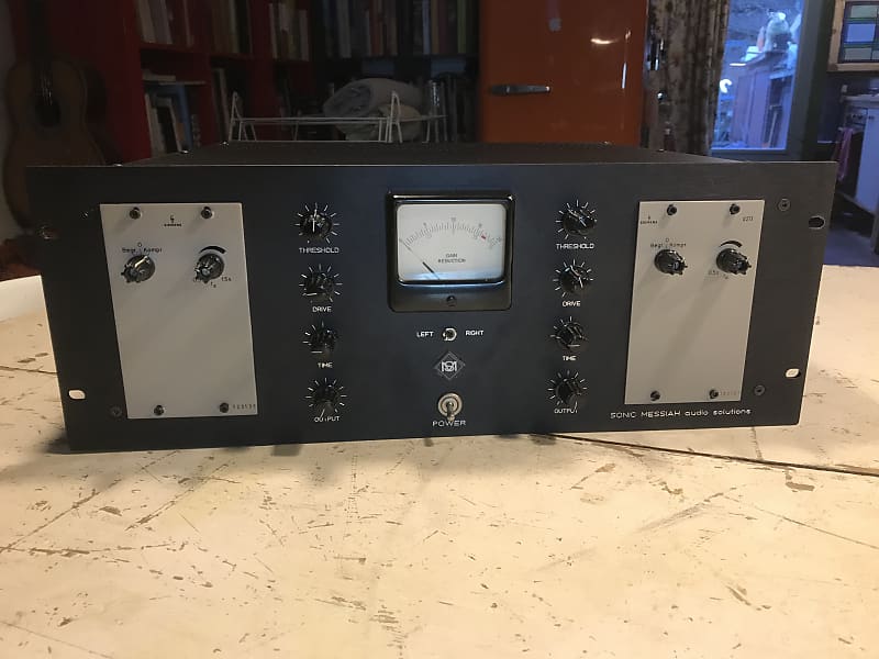 Two SIEMENS U273 compressor/ limiters racked | Reverb
