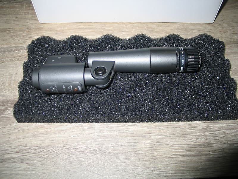 Shure SM 56 Unidyne III Vintage Microphone | Reverb Canada