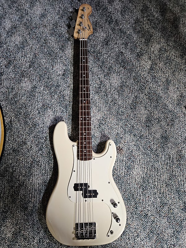 PLEASE READ BEFORE BUYING! Squier P Bass 2005 | Reverb