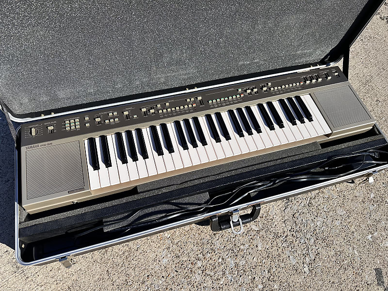 Yamaha PS-55 Portable Keyboard w/Case MINT | Reverb
