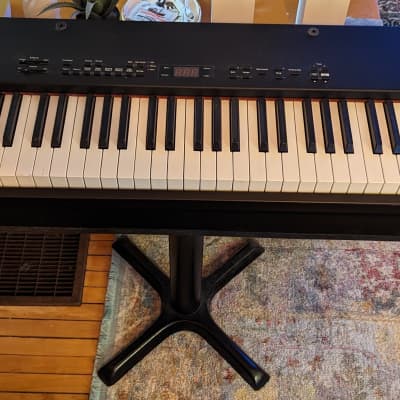 Roland RD-100 Stage Piano with Soft Carrying Case | Reverb