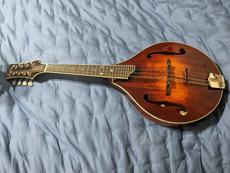 Eastman MD605 Mandolin with pickup (Great Deal new they sell | Reverb