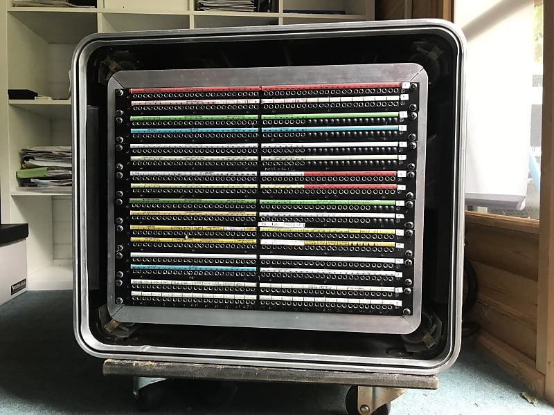 Bantam Patchbay - 16 rows - MOGAMI-EDAC-XLR - flightcased | Reverb