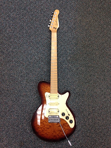 Godin SDxt Electric Guitar Lightburst Quilted Leaf Top | Reverb