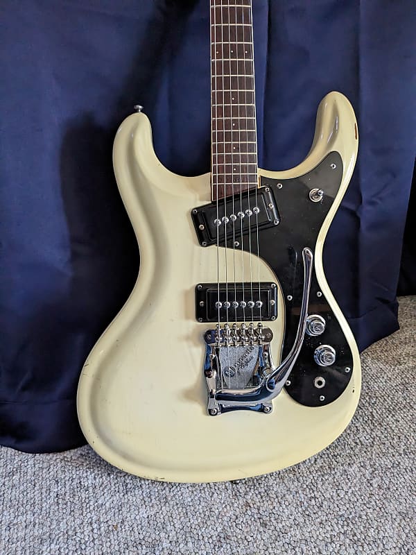 Mosrite of Avenger (Firstman) 1960s - White - modern refret - | Reverb