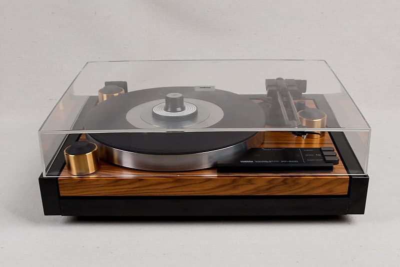 Vintage turntable Yamaha PF-800. | Reverb
