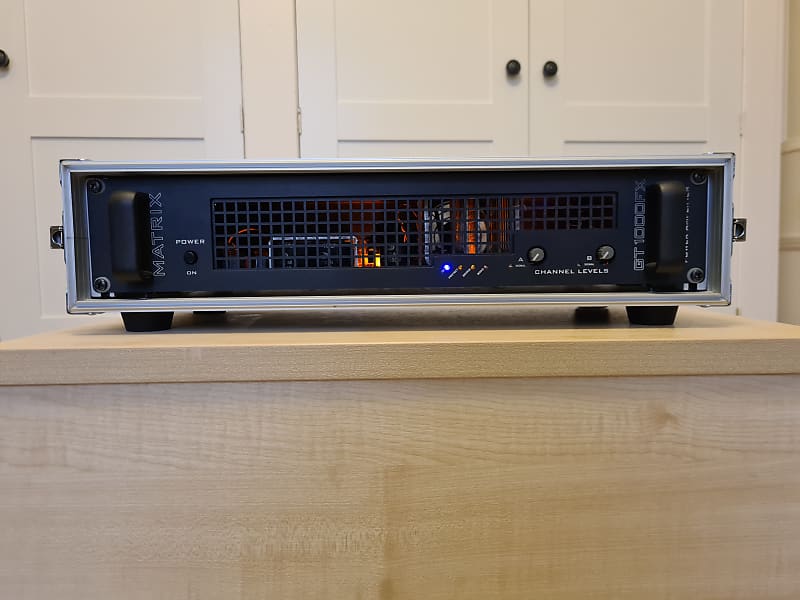 Matrix GT1000 FX Power Amplifier with FlyhtPro Rack Case | Reverb