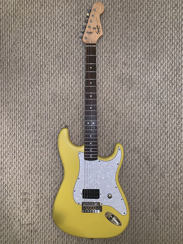 Squier Tom Delonge Style Stratocaster 2010-2019 - Worn Yellow | Reverb