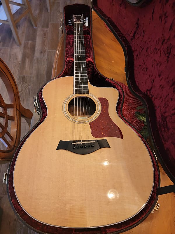 Taylor 214ce DLX Grand Auditorium ES2 Electronics | Reverb
