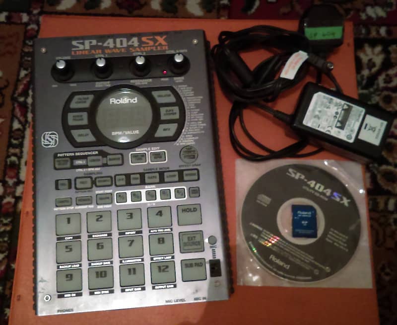 Roland SP-404SX Linear Wave Sampler | Reverb France