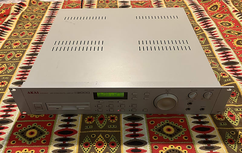 Akai S2000 Sampler | Reverb UK